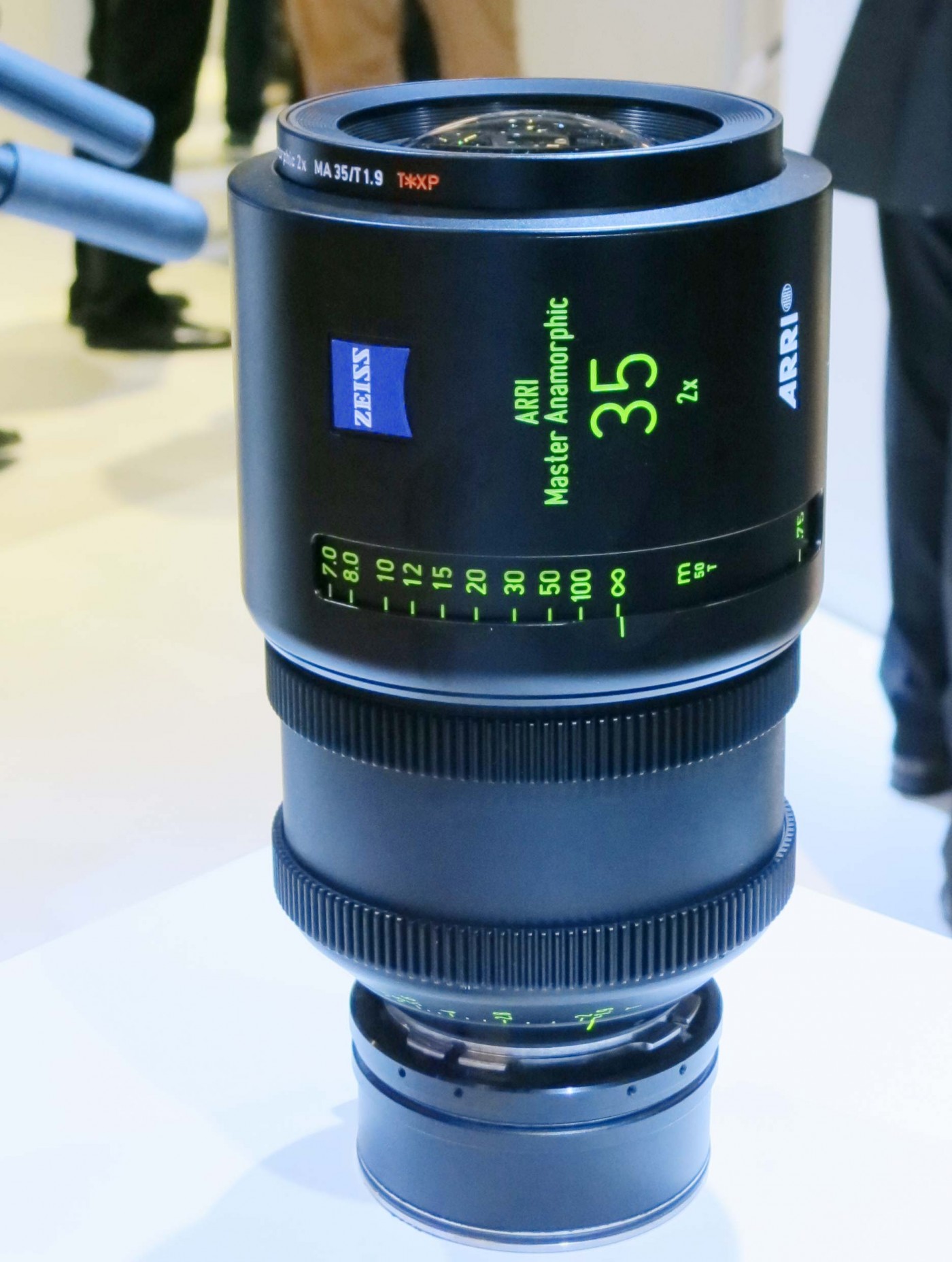 ARRI/ZEISS Master Anamorphics - Film and Digital TimesFilm and Digital ...