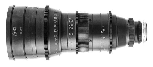 Cooke Varotal Zoom Lens History - Film and Digital TimesFilm and Digital Times