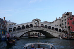 Sony RIALTO Mini - Film and Digital TimesFilm and Digital Times